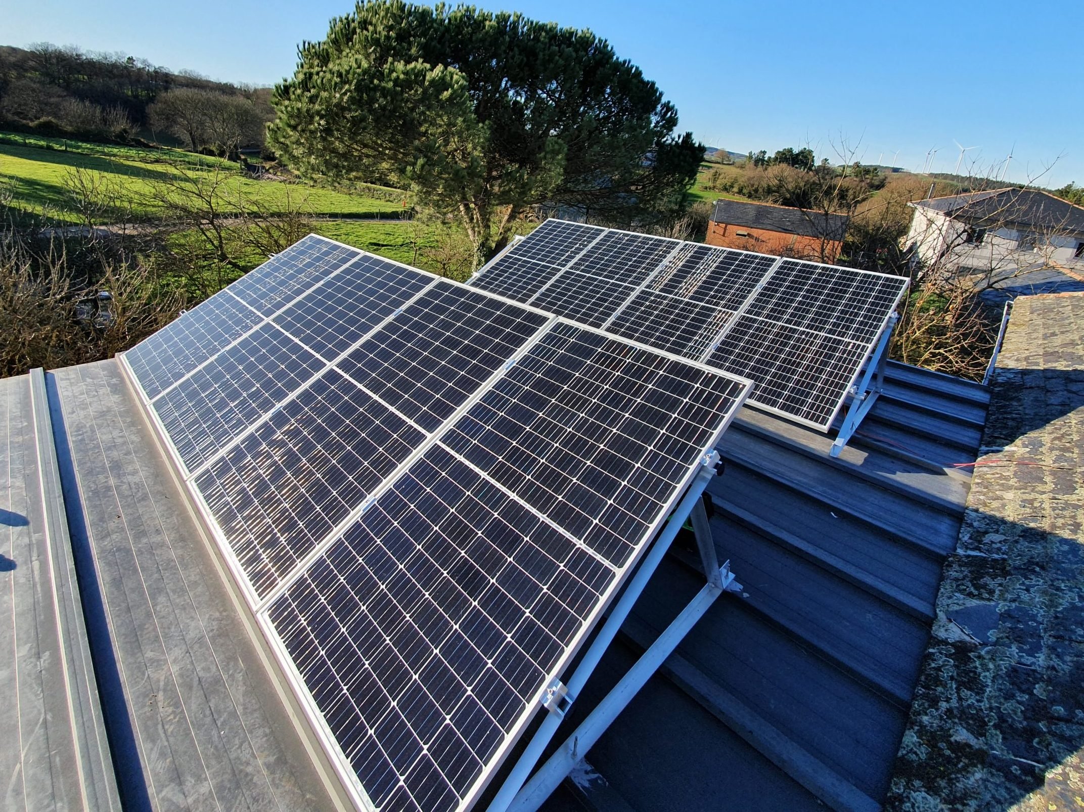 Casos de éxito en instalación de paneles solares – EFIGALIA